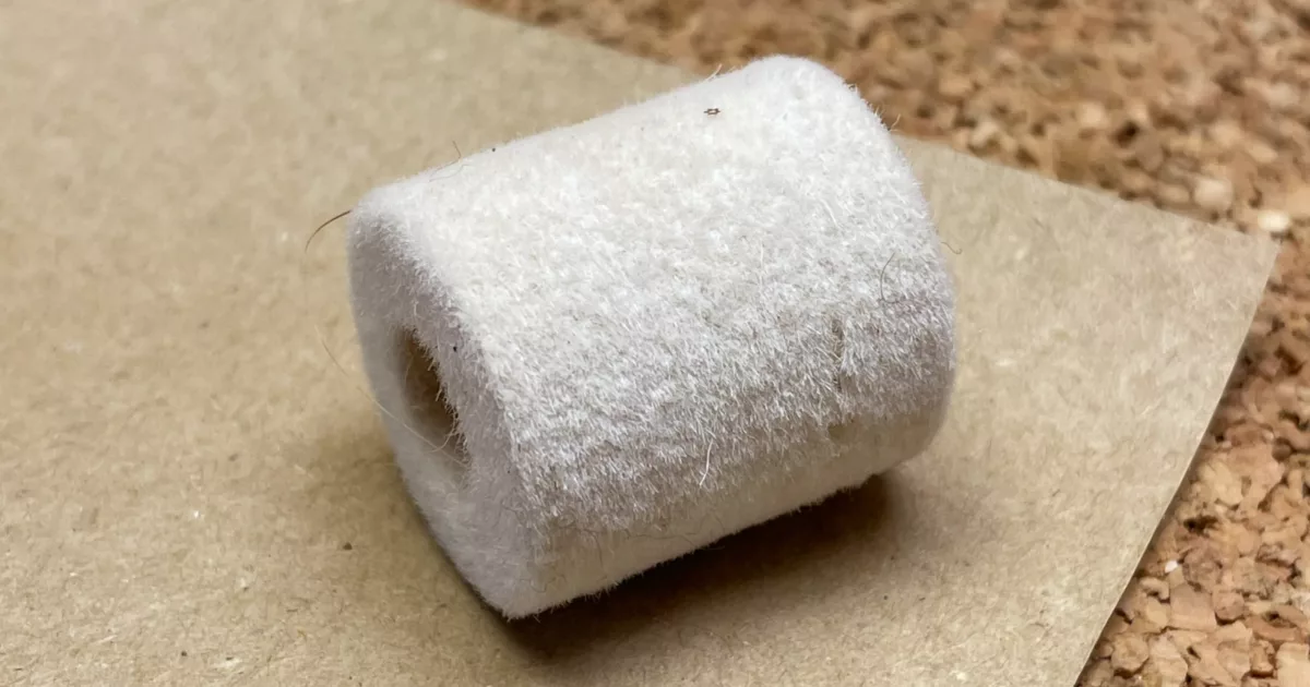 Felt bush for control tube of steering column – Revised.be