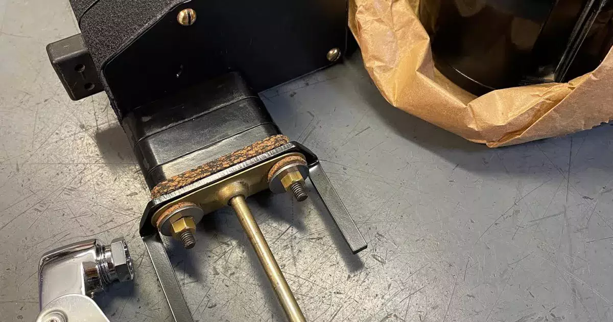 Lucas CW wiper motor refurbished 12V (non-exchange) – Revised.be