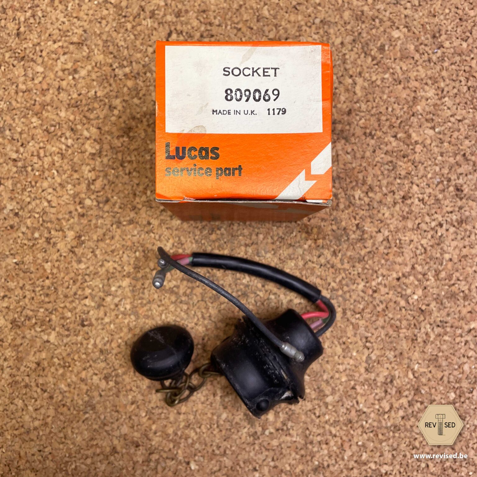 Lucas trailer socket TLC3 NOS – Revised.be